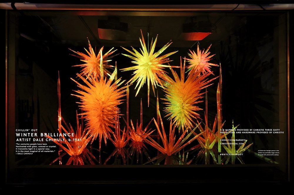 Tour NYC’s Extravagant Holiday Window Displays – New York Family