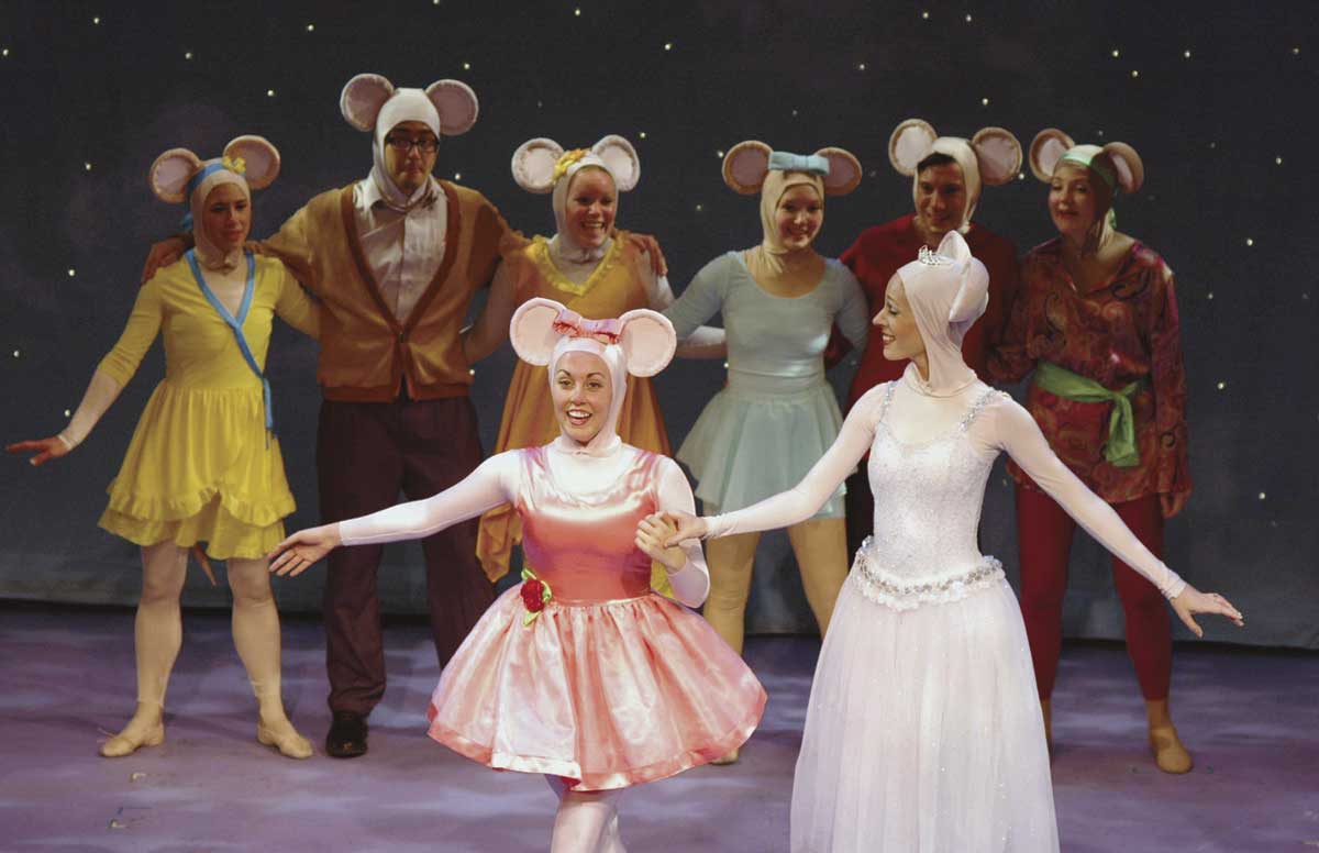 ‘Angelina Ballerina’ twirls on stage at Theatre at Blessed Sacrament ...