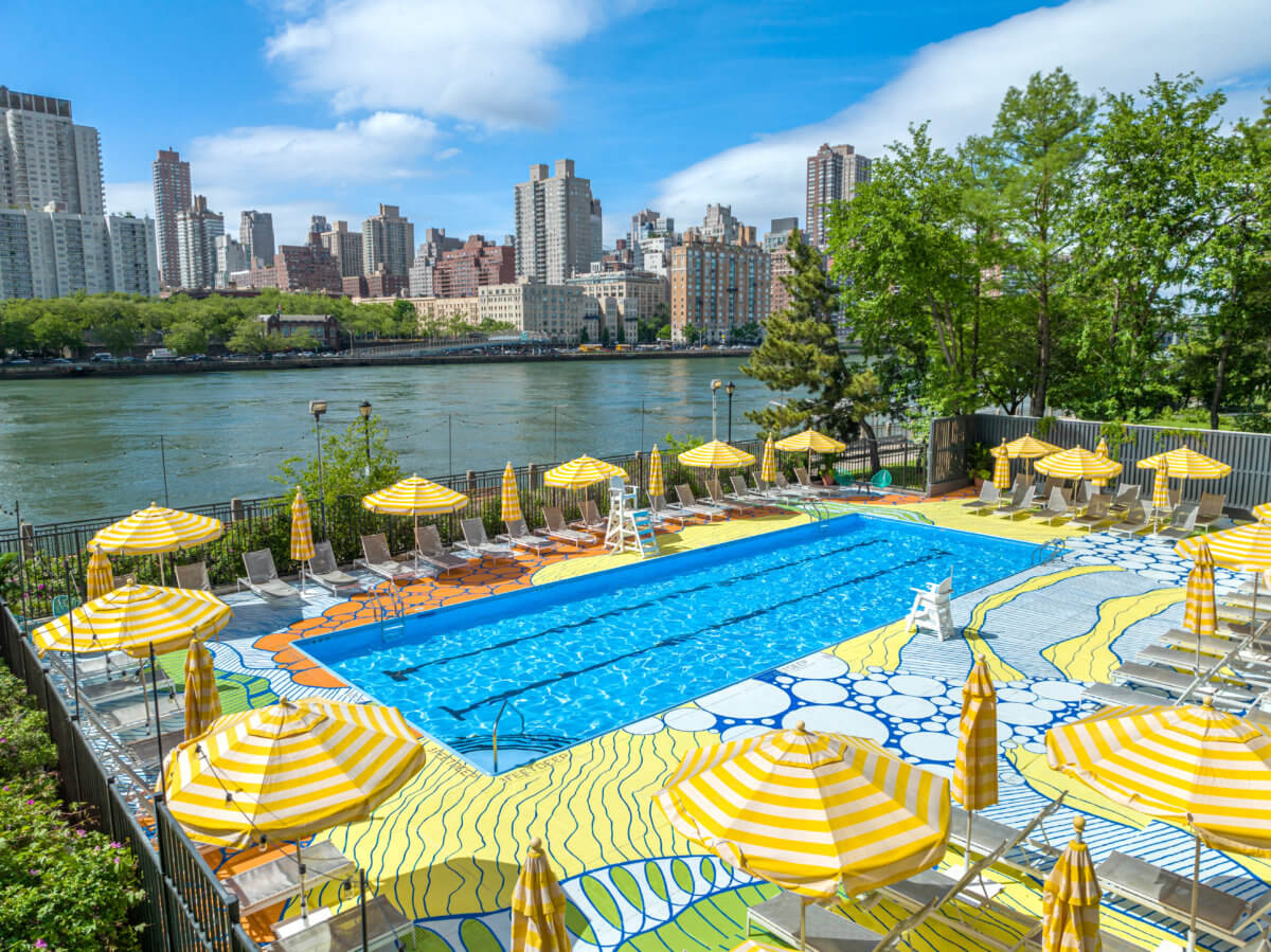 Roosevelt Island’s Beautiful Waterfront Pool Is Now Open for Summer 2022!