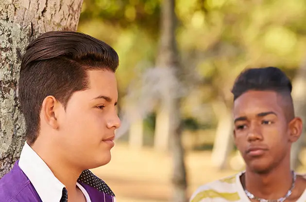 What is Juuling? And What Should You Do if Your Kids Are Doing it ...