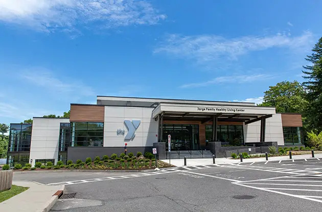 Huntington YMCA Adds Healthy Living Center – New York Family